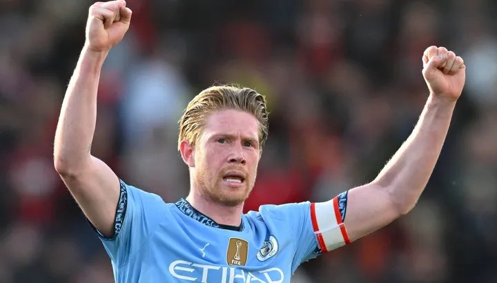 Man United vs. Man City confirmed XIs: Kevin De Bruyne, Matthijs de ...