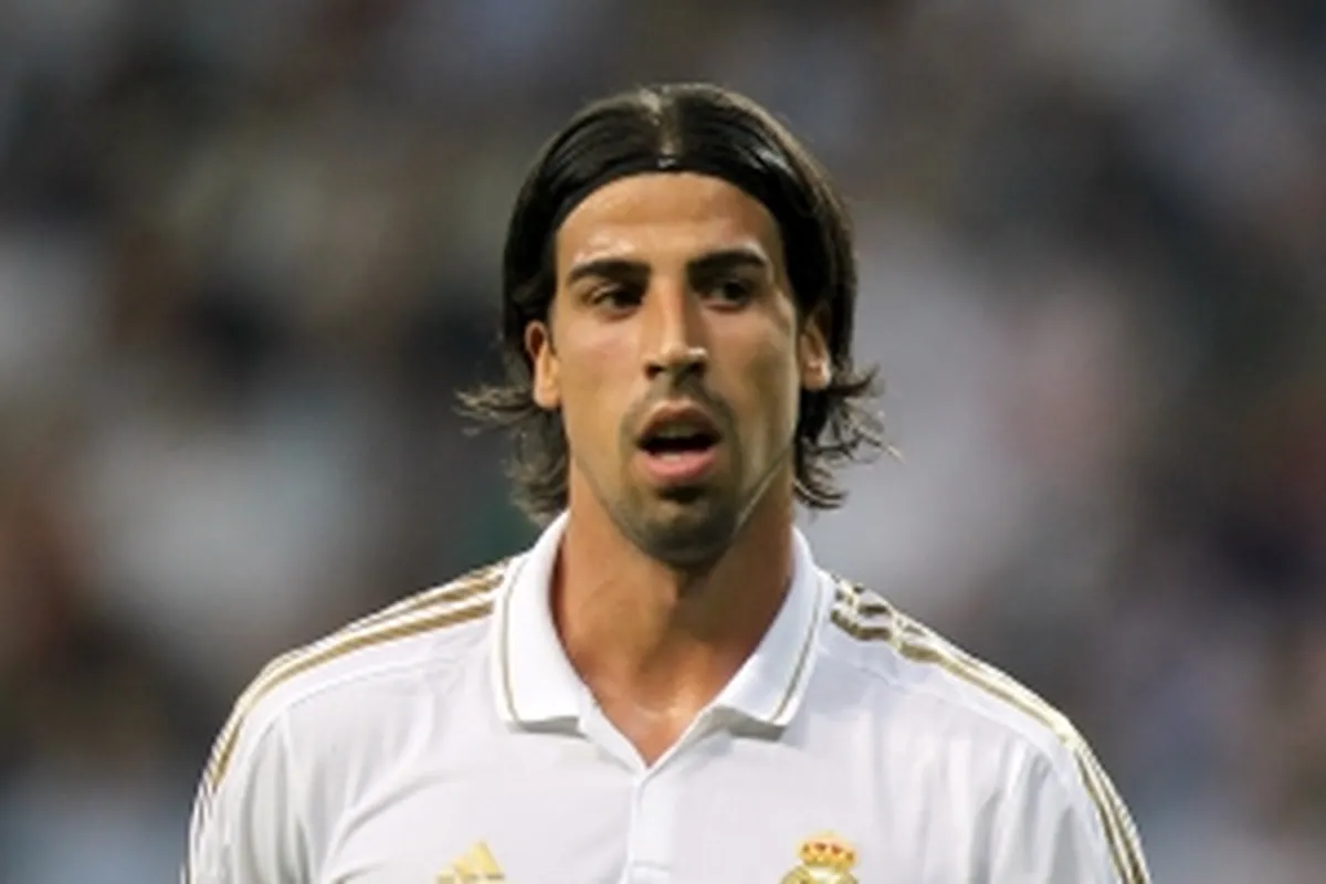 sami khedira position