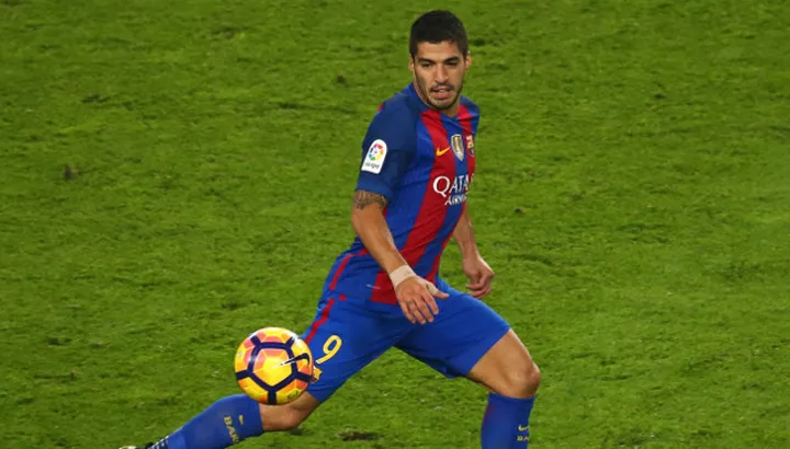 luis suarez dribble